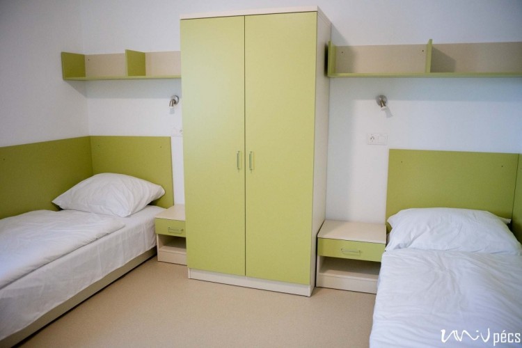 Százzal bővült a kollégiumi férőhelyek száma a Damjanich felújításával ...