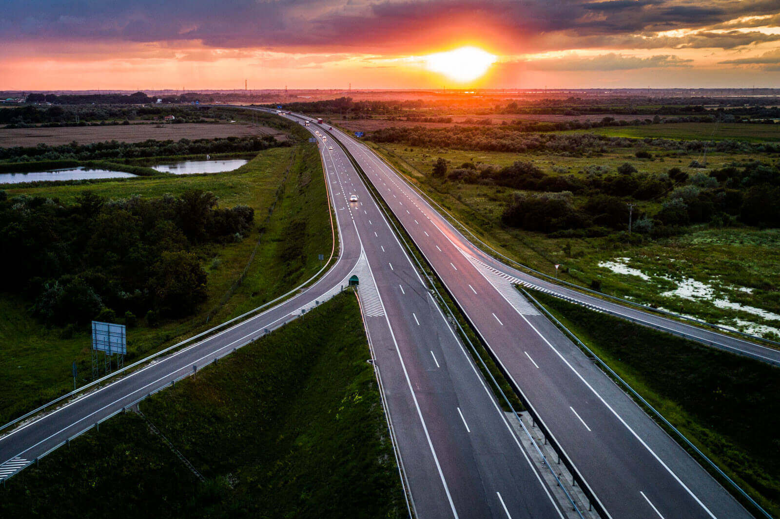 Folytatódik az M1-es eddigi legnagyobb felújítása | Magyar Építők