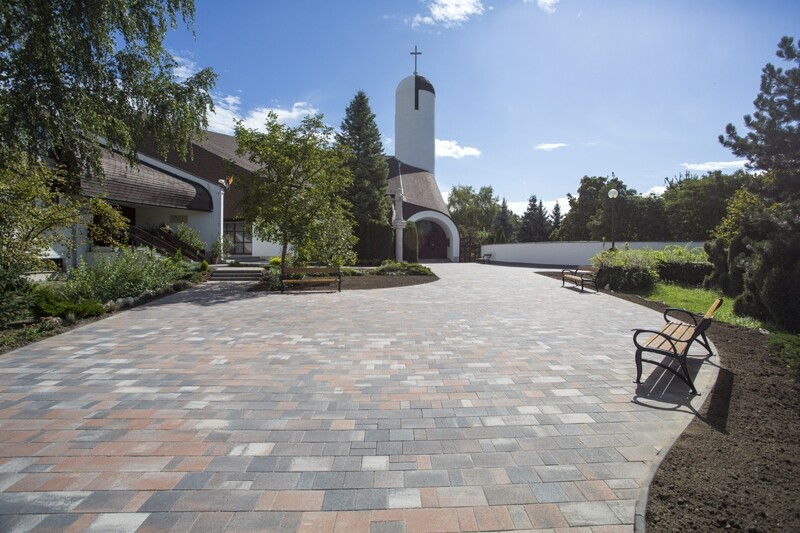 A legnehezebb helyzetben lévő települések egyikének nyújtott támogatást ...