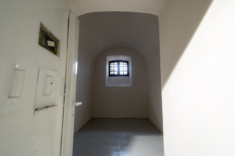 A régi tömlöc falait is megtalálták a veszprémi Várbörtön kiállítás ...